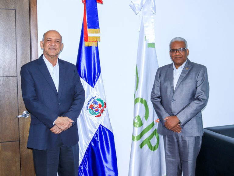 Director de Pensiones recibe al director de los CTC - Dirección General ...